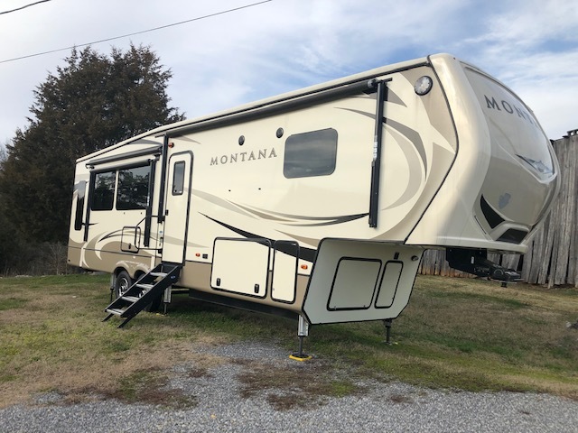 Montana 3121RL For Sale - Keystone RVs - RV Trader