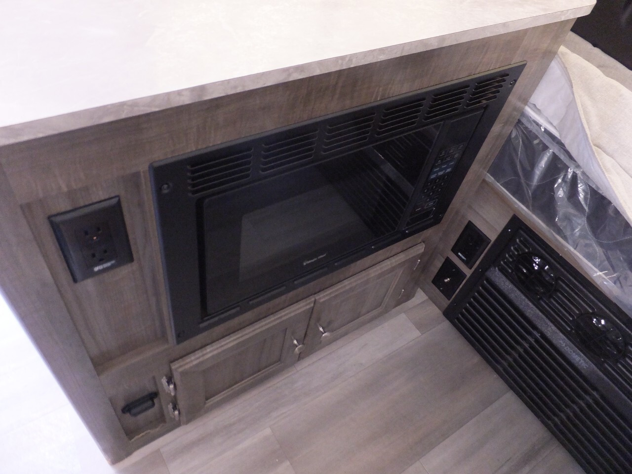 2022 Rockwood A214HW For Sale in Madison, WI - RV Trader