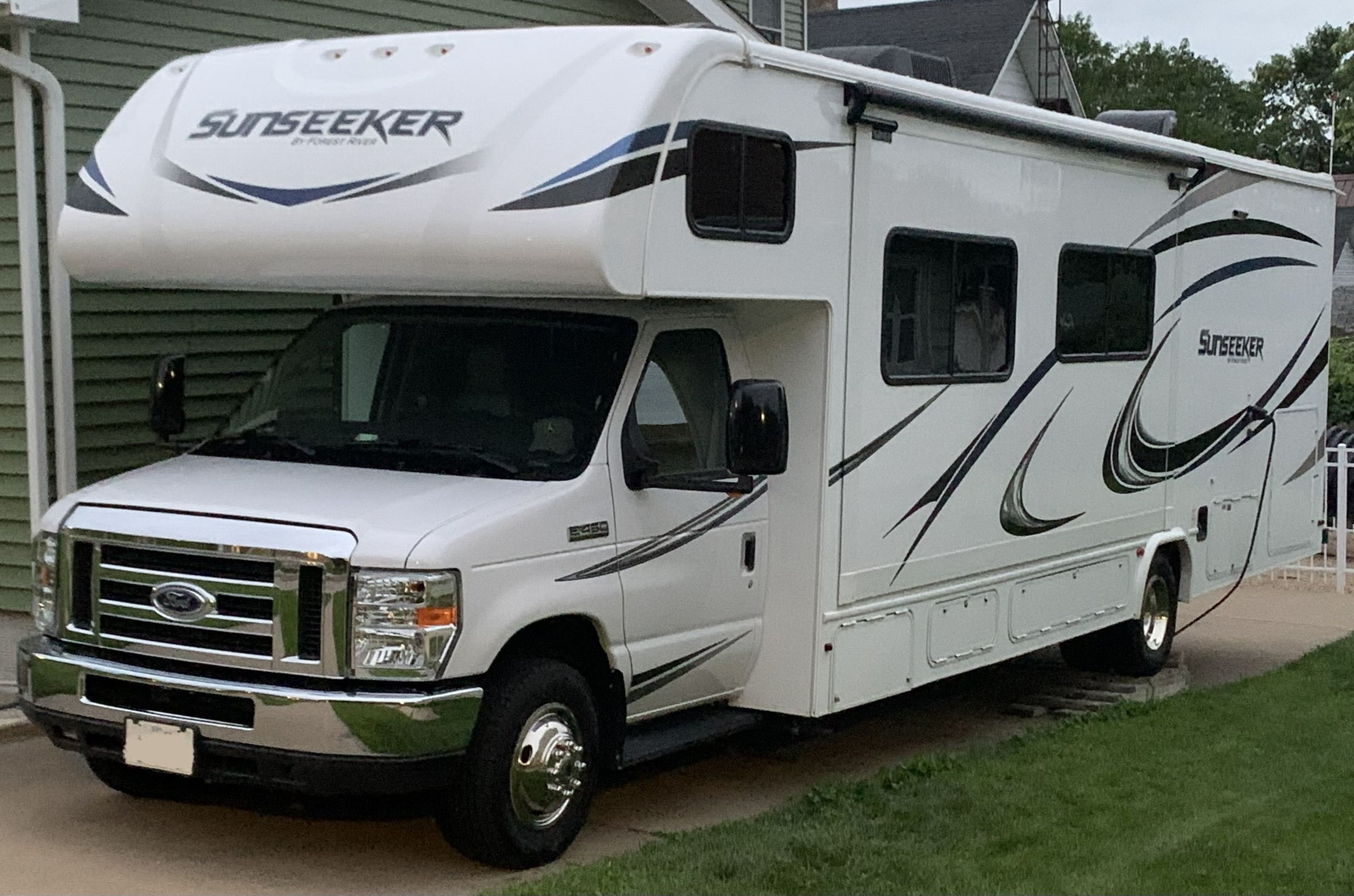 Used Sunseeker For Sale - Forest River Class C Motorhomes Near Me - RV ...