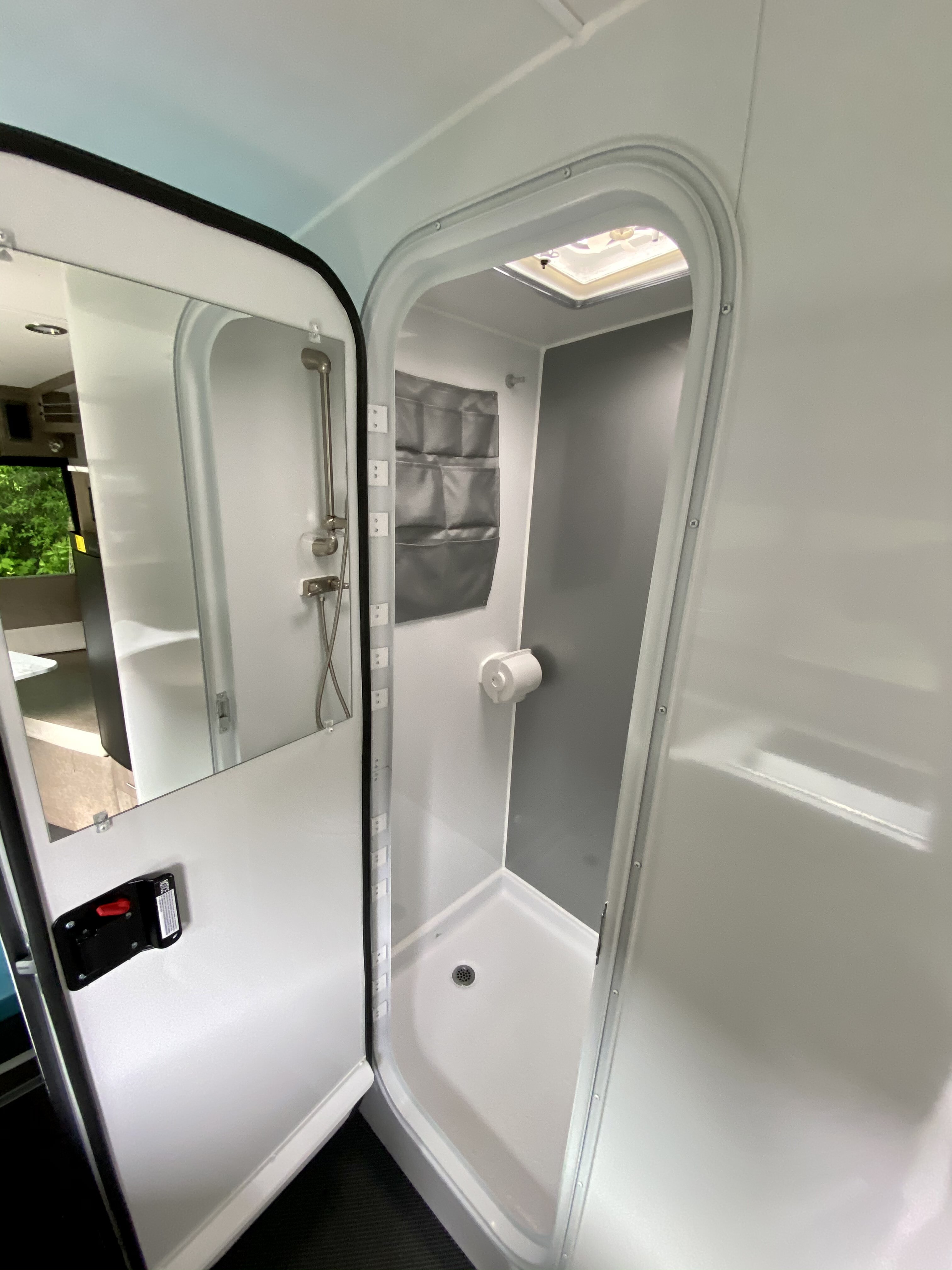 Sol For Sale - Intech RVs Near Me - RV Trader