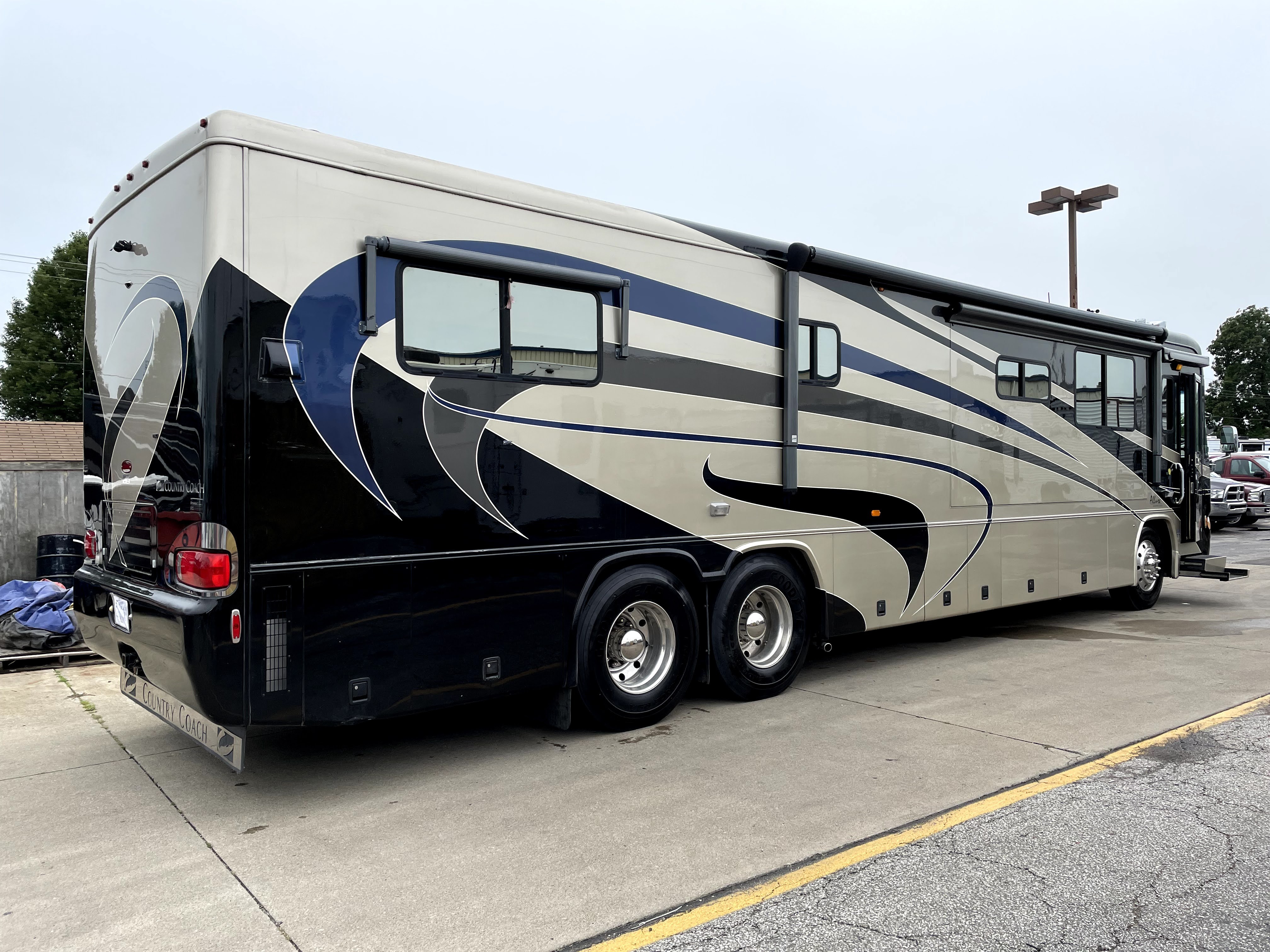 Country Coach For Sale - Country Coach RVs Near Me - RV Trader