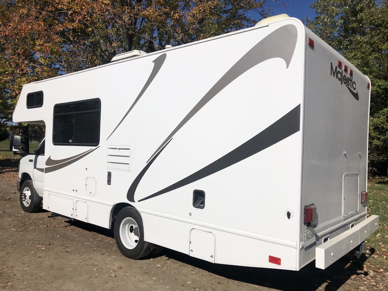 Four Winds Majestic 19G For Sale - Thor Motor Coach RVs Near Me - RV Trader