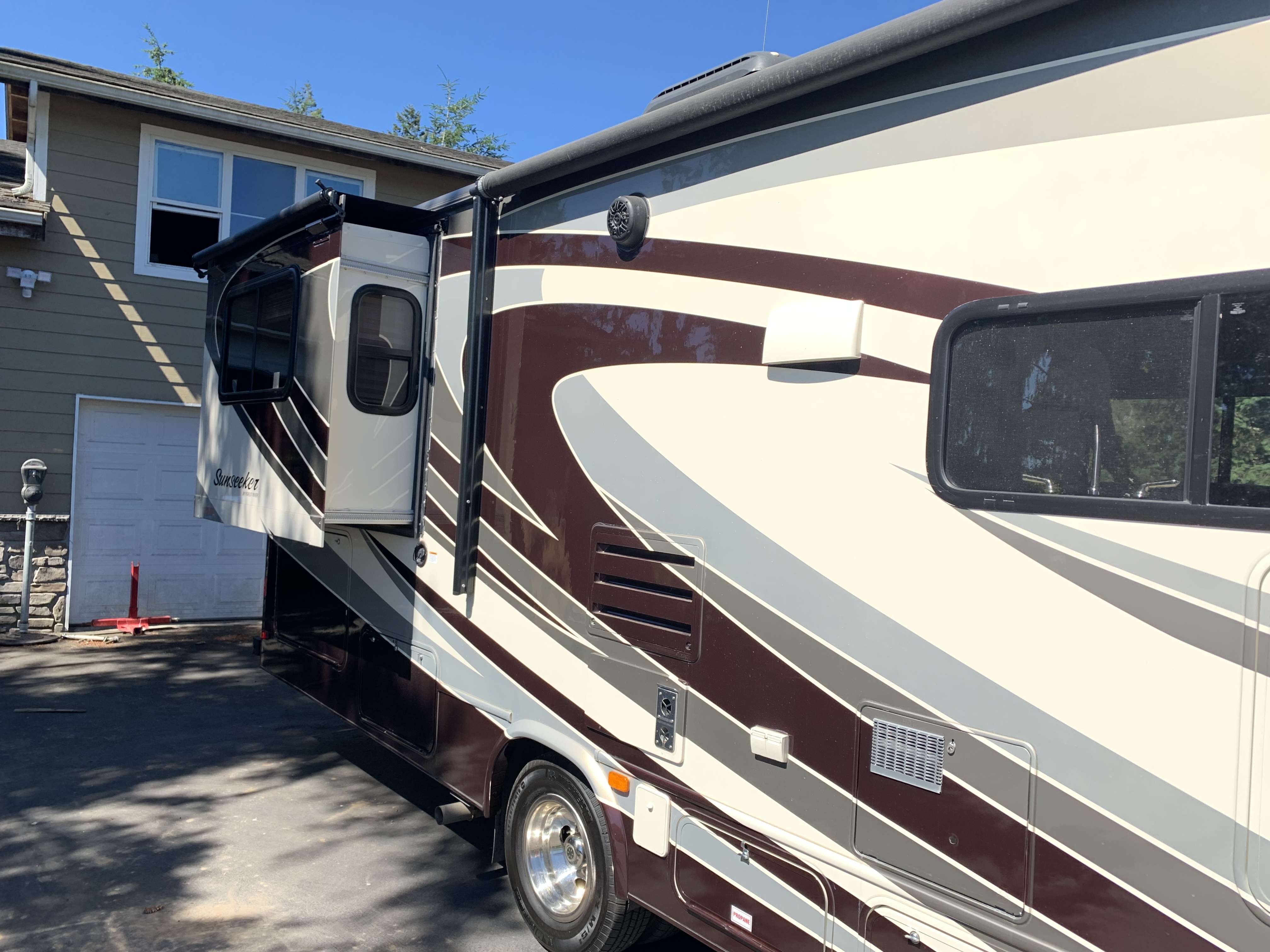 Sunseeker 3010DS For Sale - Forest River RVs Near Me - RV Trader