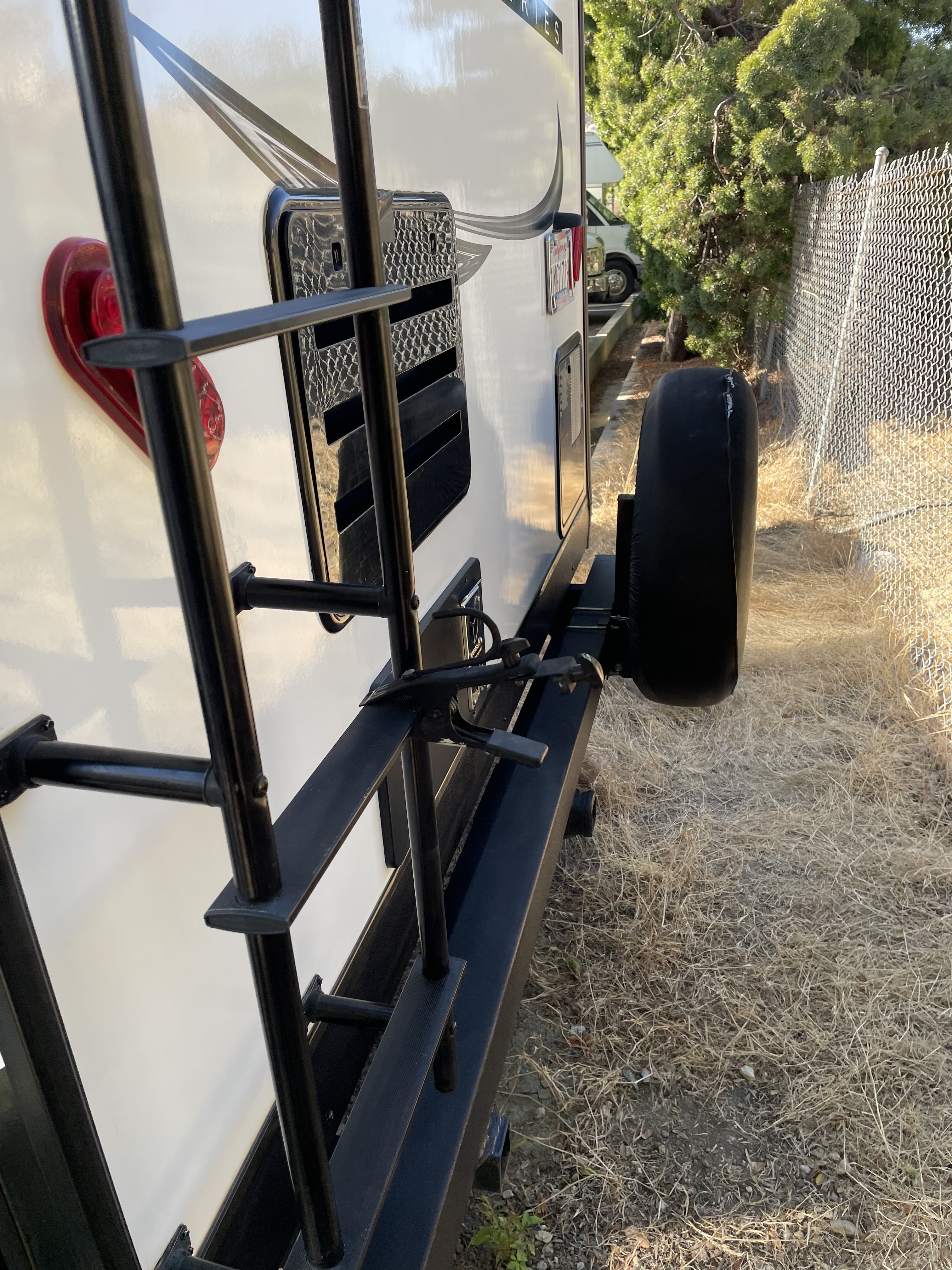 Used Outdoors Rv Manufacturing For Sale - Outdoors Rv Manufacturing ...