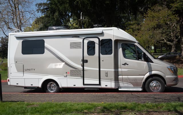 Unity U24IB For Sale - Leisure Travel RVs Near Me - RV Trader