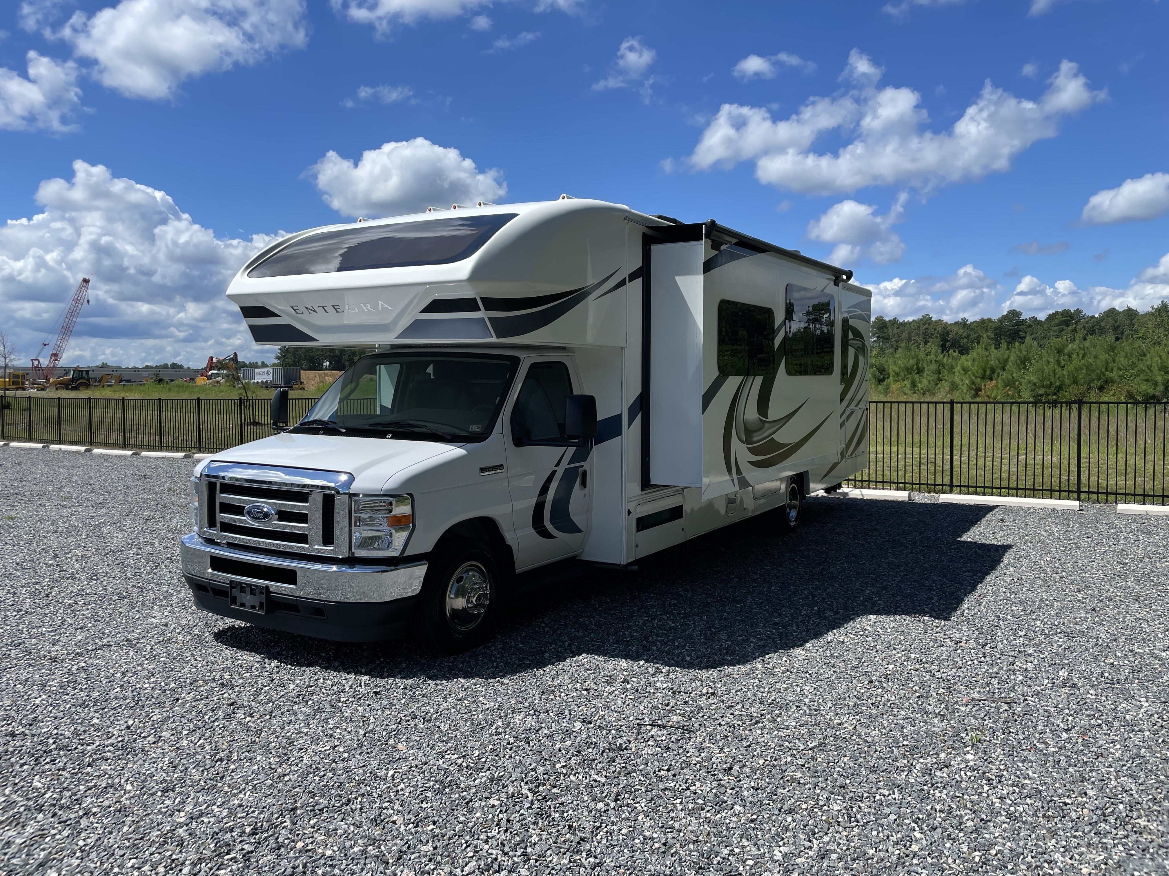 Entegra Coach For Sale - Entegra Coach Class C Motorhomes Near Me - RV ...