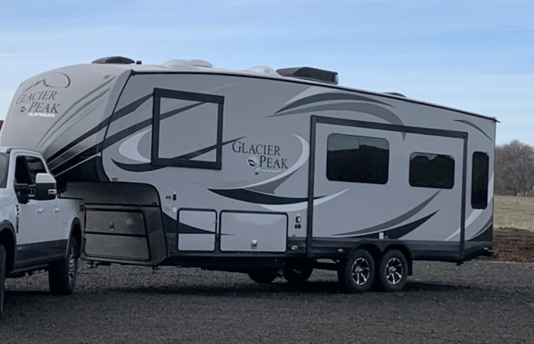 Outdoors Rv Manufacturing For Sale - Outdoors Rv Manufacturing Fifth ...