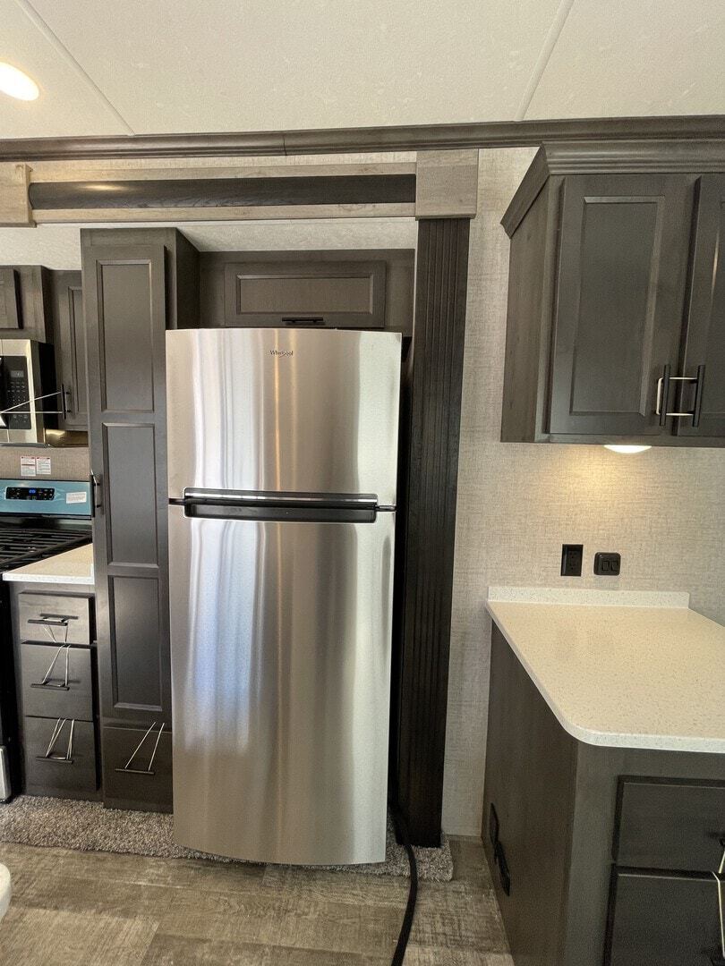 2023 Hy-Line HY44IKDN For Sale in Benton - RV Trader