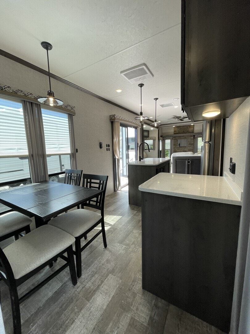 New 2023 Hy-Line HY44IKDN in Benton, KY - RV Trader