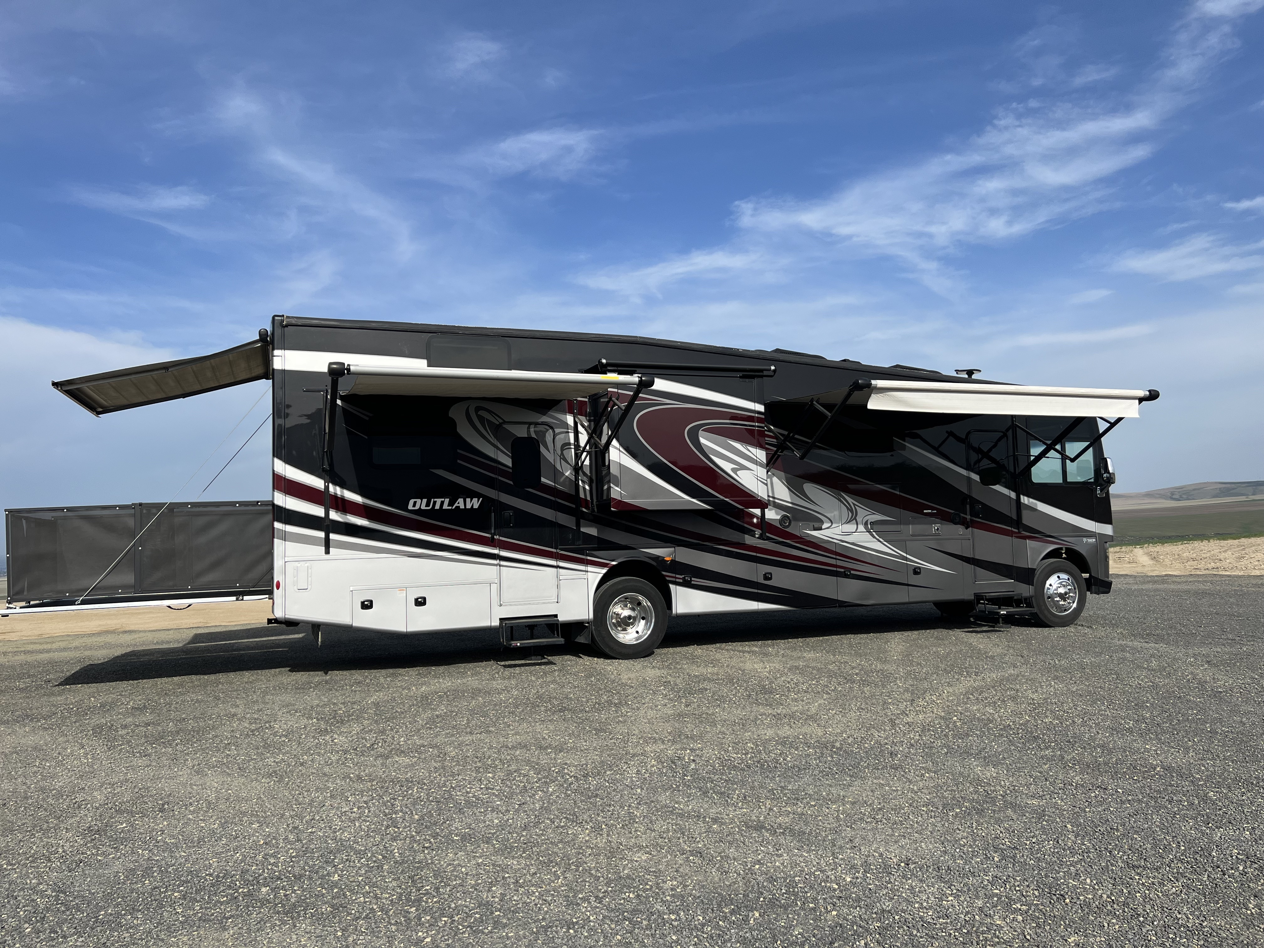 Class A Motorhome Toy Hauler