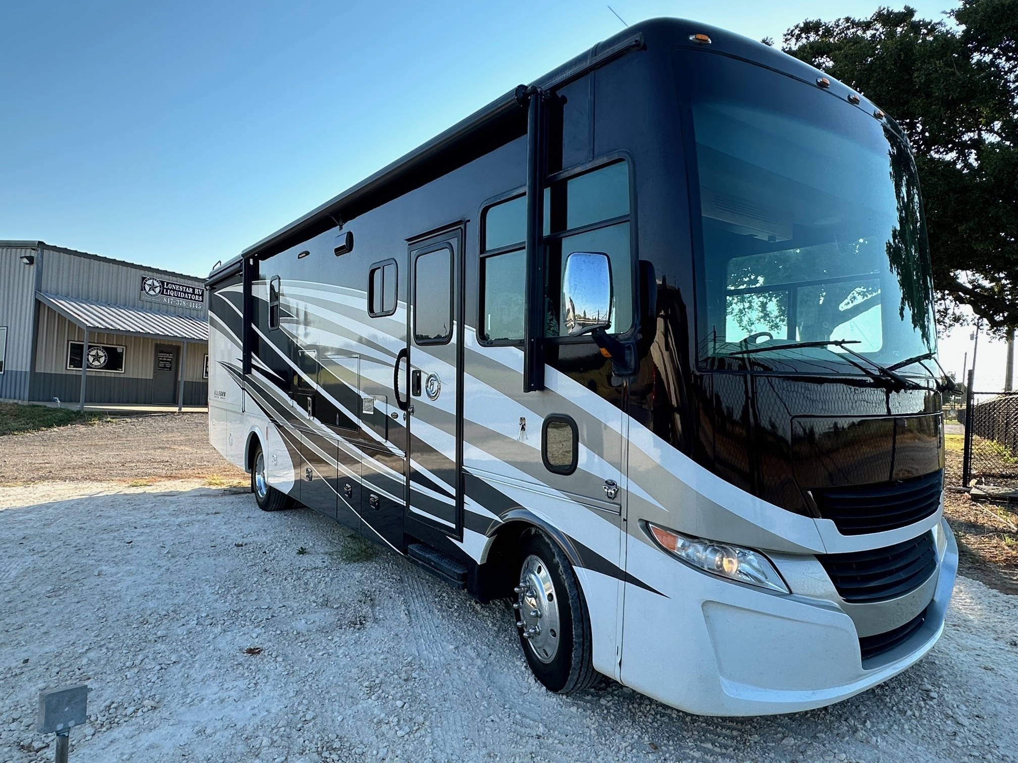 Lonestar RV Liquidators | Veteran Owned in Cowtown, Texas
