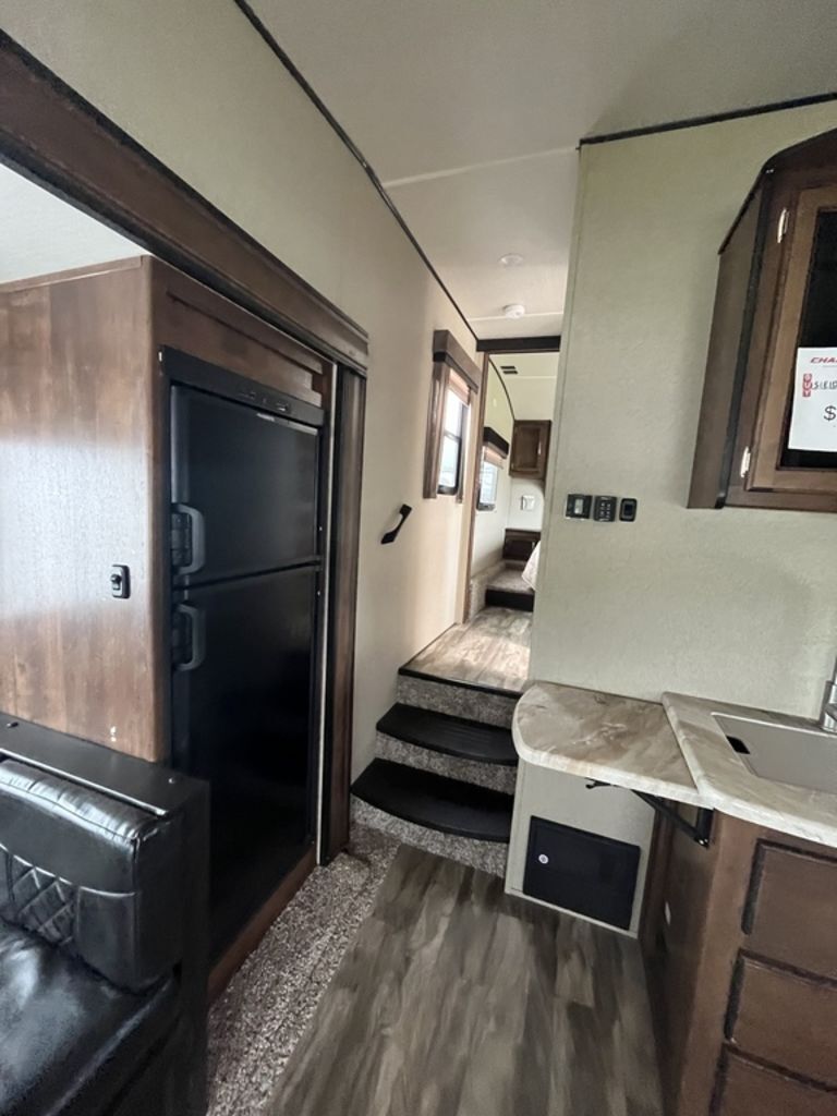 Used 2018 Grand Design Reflection 150 Series Fifth-Wheel 230RL in ...