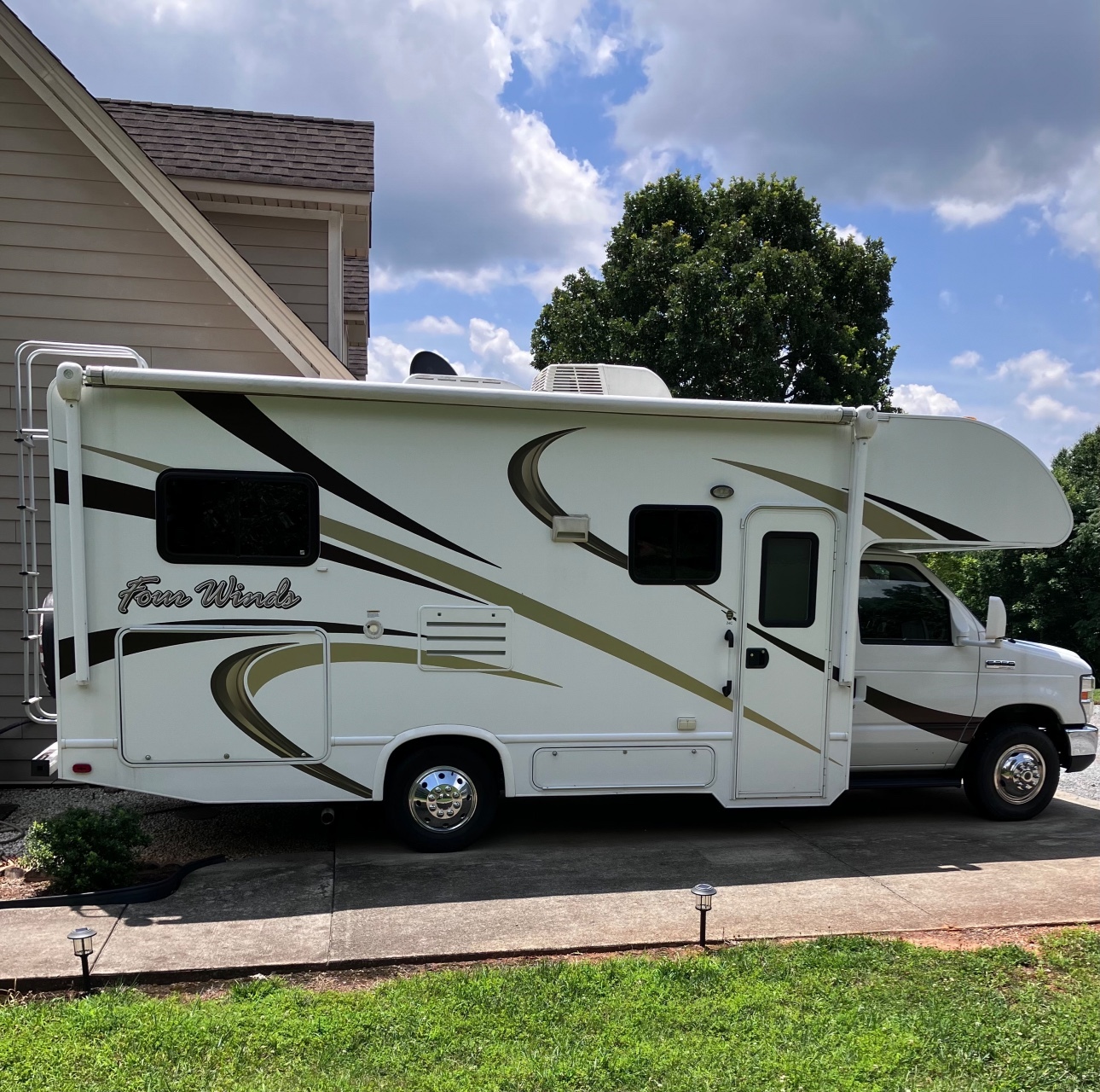 2015 Class C RVs - Class C Motorhomes For Sale - RV Trader