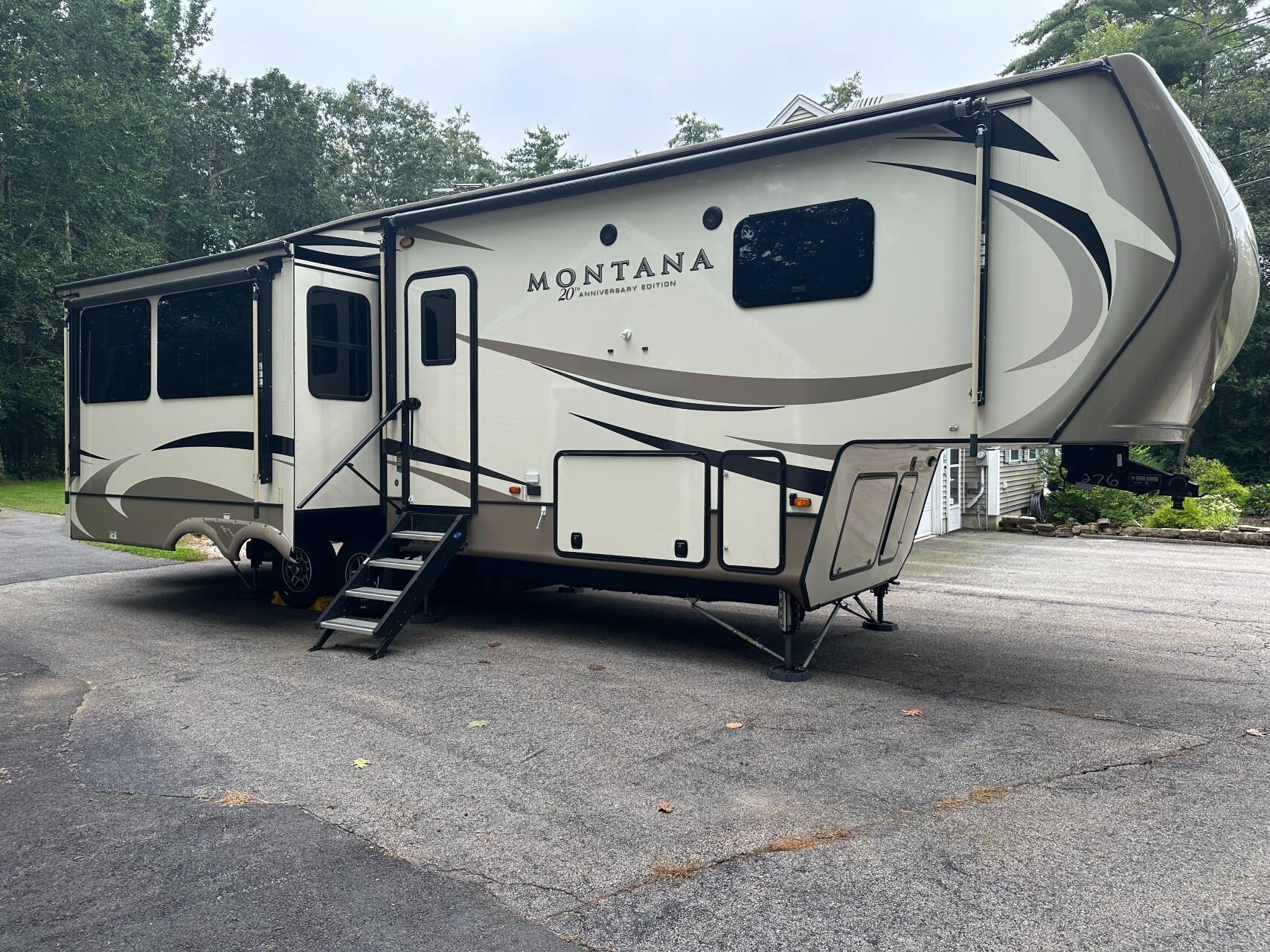 3120RL Montana For Sale - Keystone RVs - RV Trader