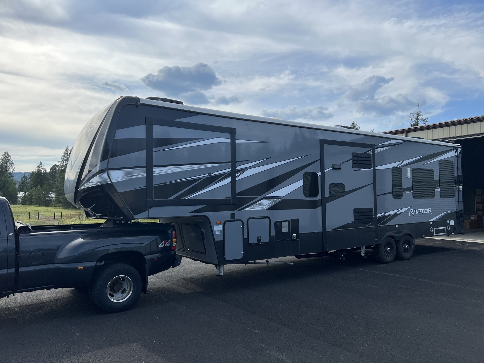 Raptor 356 For Sale - Keystone Toy Hauler RVs - Toy Haulers - RV Trader