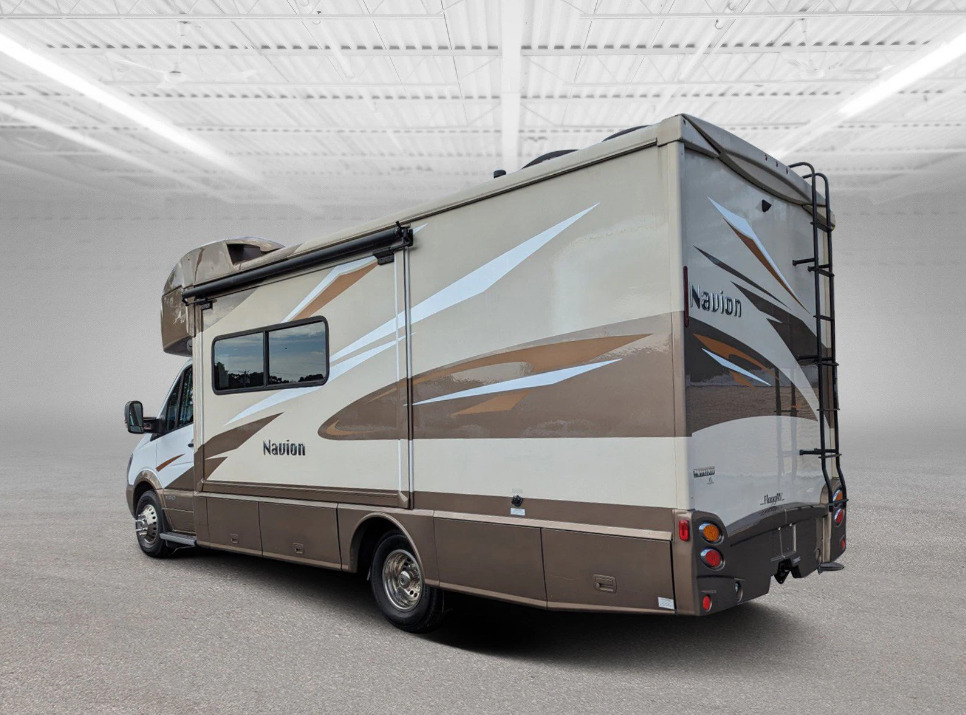 Used 2017 Winnebago Navion For Sale in New London, CT - 5028196994 - RV ...