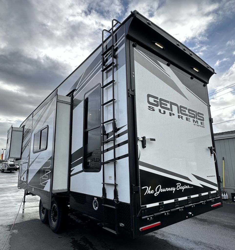 New 2024 Genesis Supreme Rv Genesis Fifth Wheel 28CRT For Sale in ...