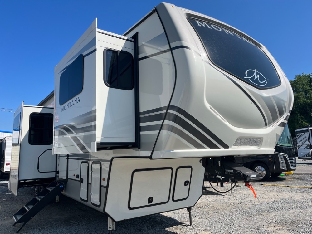 2023 Fifth Wheel RVs - Fifth Wheels For Sale Sleeps 6 - RV Trader