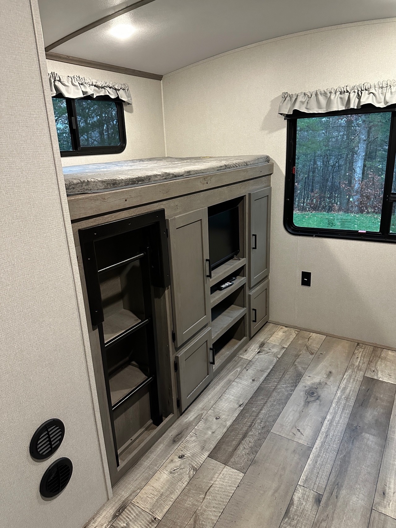 Used 2021 Keystone Outback in Hudson, MA - 5029270374 - RV Trader