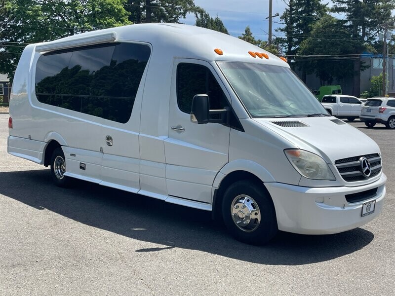 Freightliner For Sale - Freightliner Class C RVs - Class C Motorhomes ...