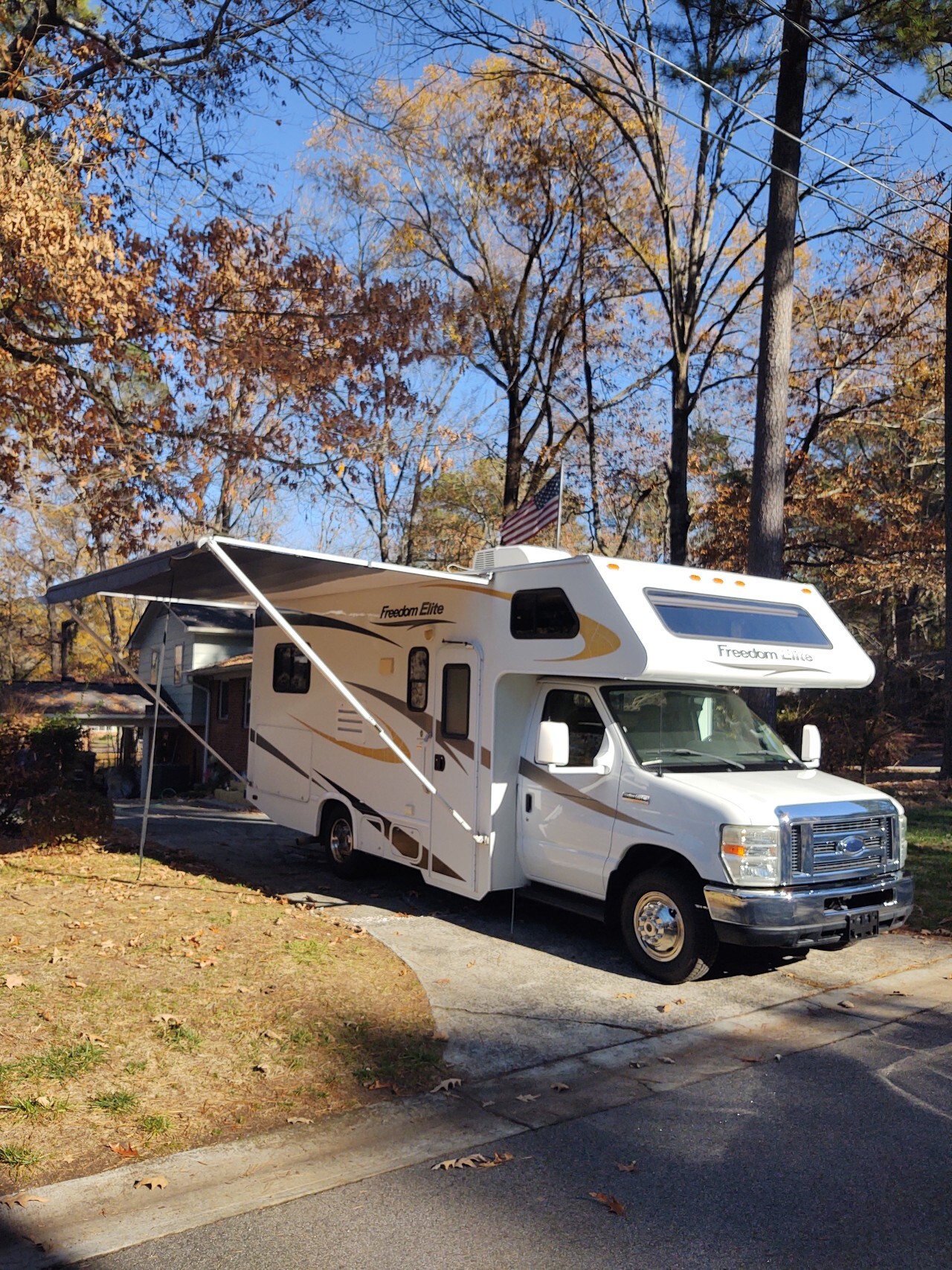 Used Class C RVs - Class C Bunkhouse Motorhomes For Sale Sleeps 6 - RV ...