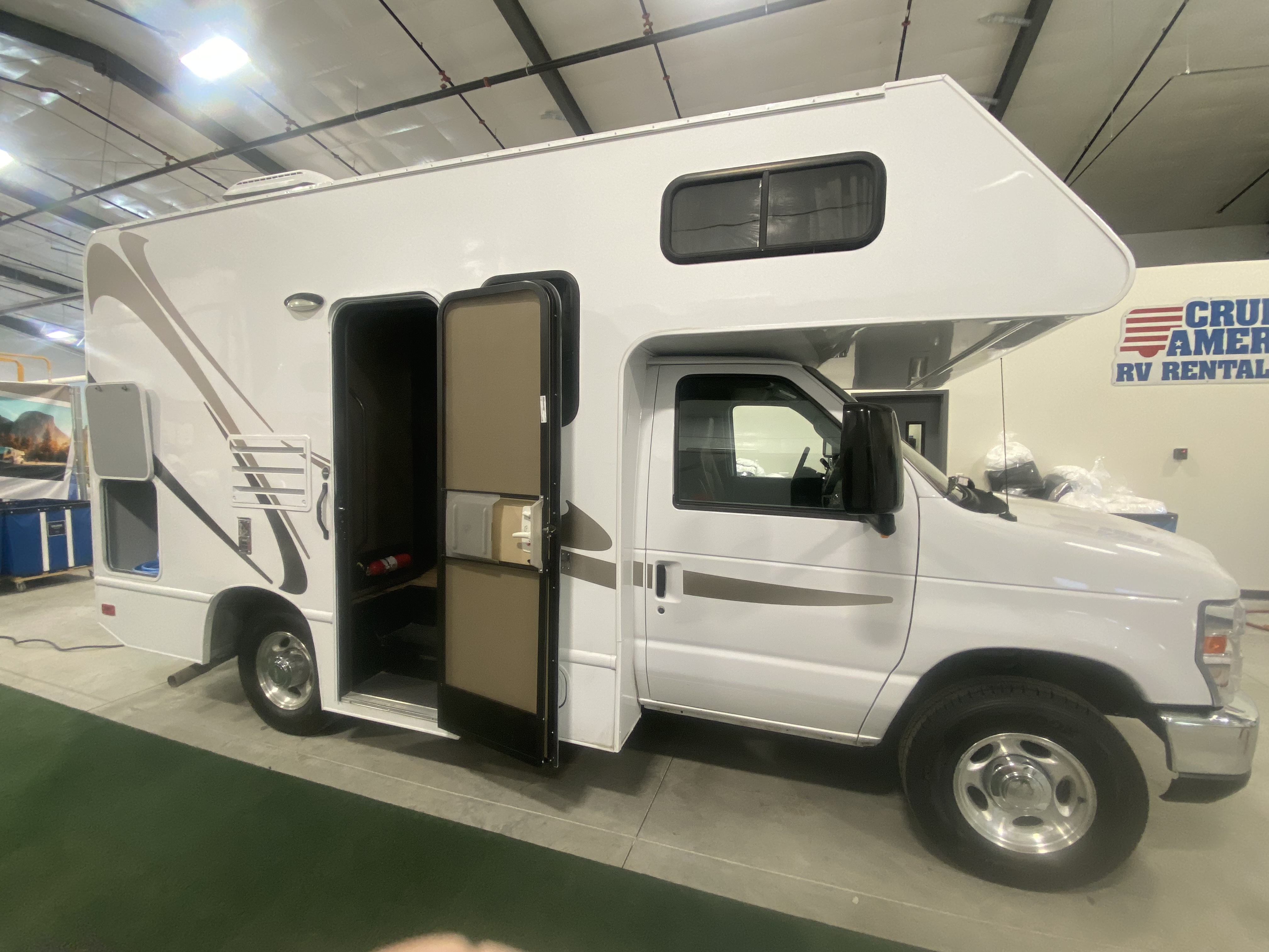 19G Four Winds Majestic For Sale - Thor Motor Coach RVs - RV Trader