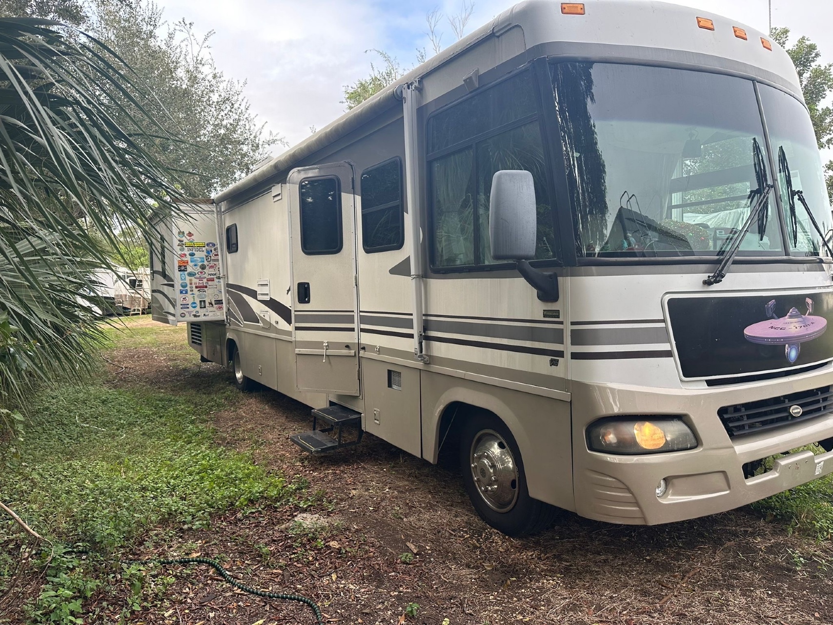 Miami, FL - 2000-2011 Adventurer 38G For Sale - Winnebago RVs - RV Trader