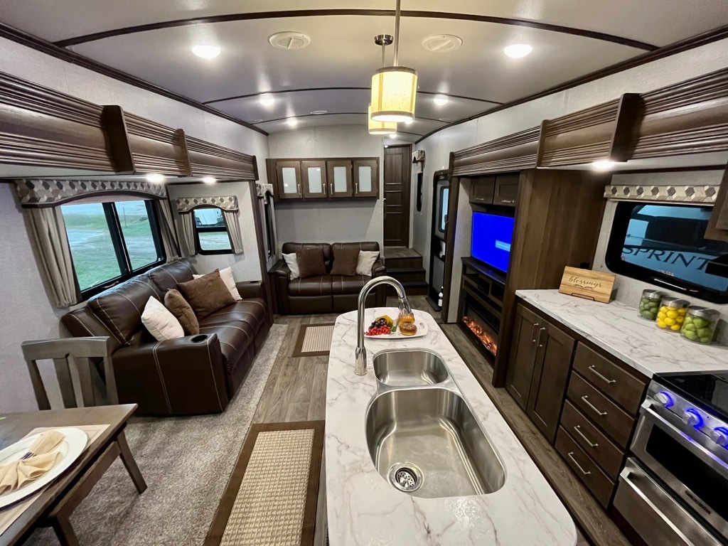 Used 2020 Keystone Laredo For Sale in Spring, TX - 5030022265 - RV Trader