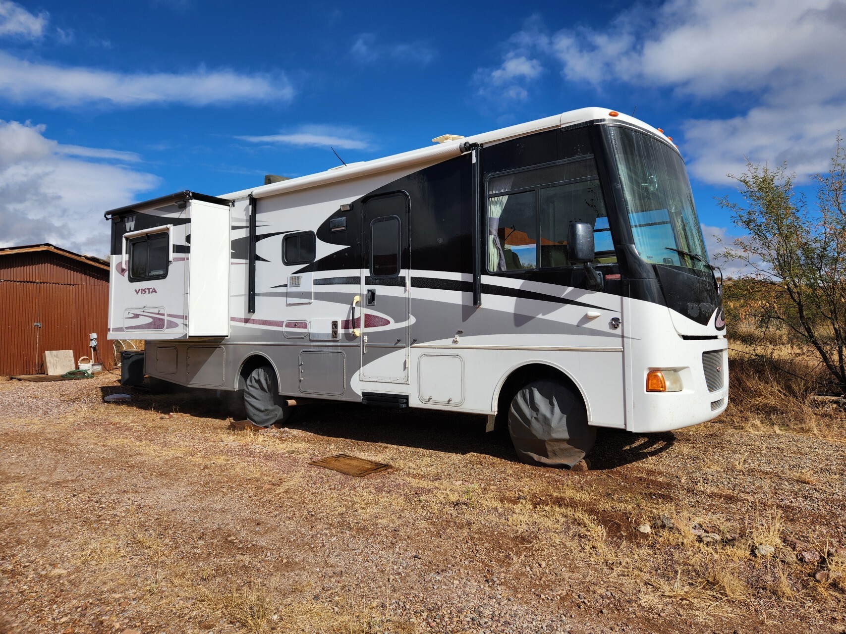 Patagonia, AZ Sleeps 4 - No Slides For Sale - Class A RVs - Class A ...
