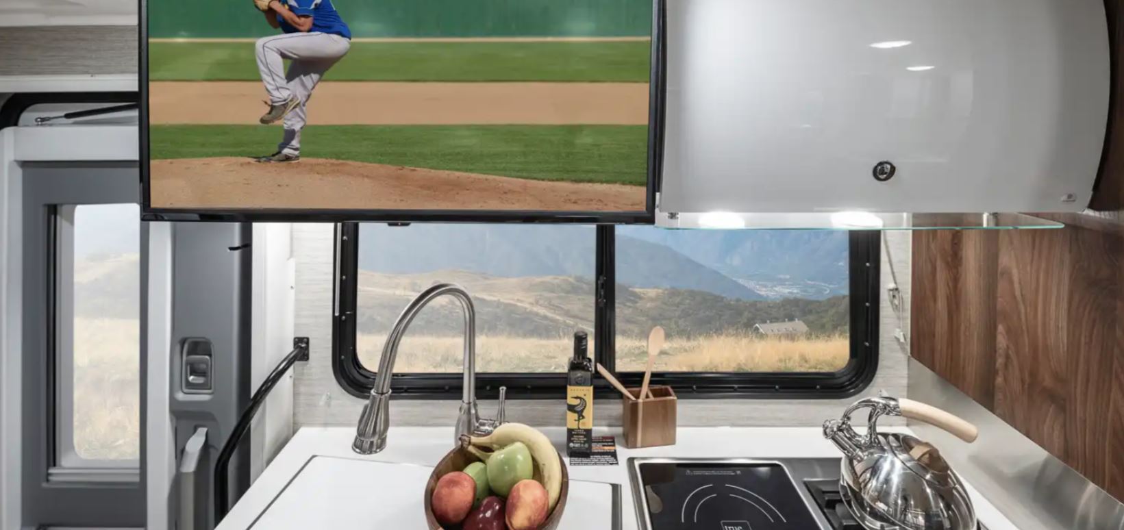 New 2024 Winnebago Navion New Class C Motorhome Rv Mercedes Sprinter ...