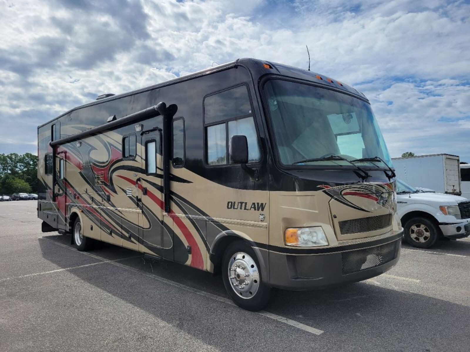 Outlaw For Sale - Thor Motor Coach RVs - RV Trader