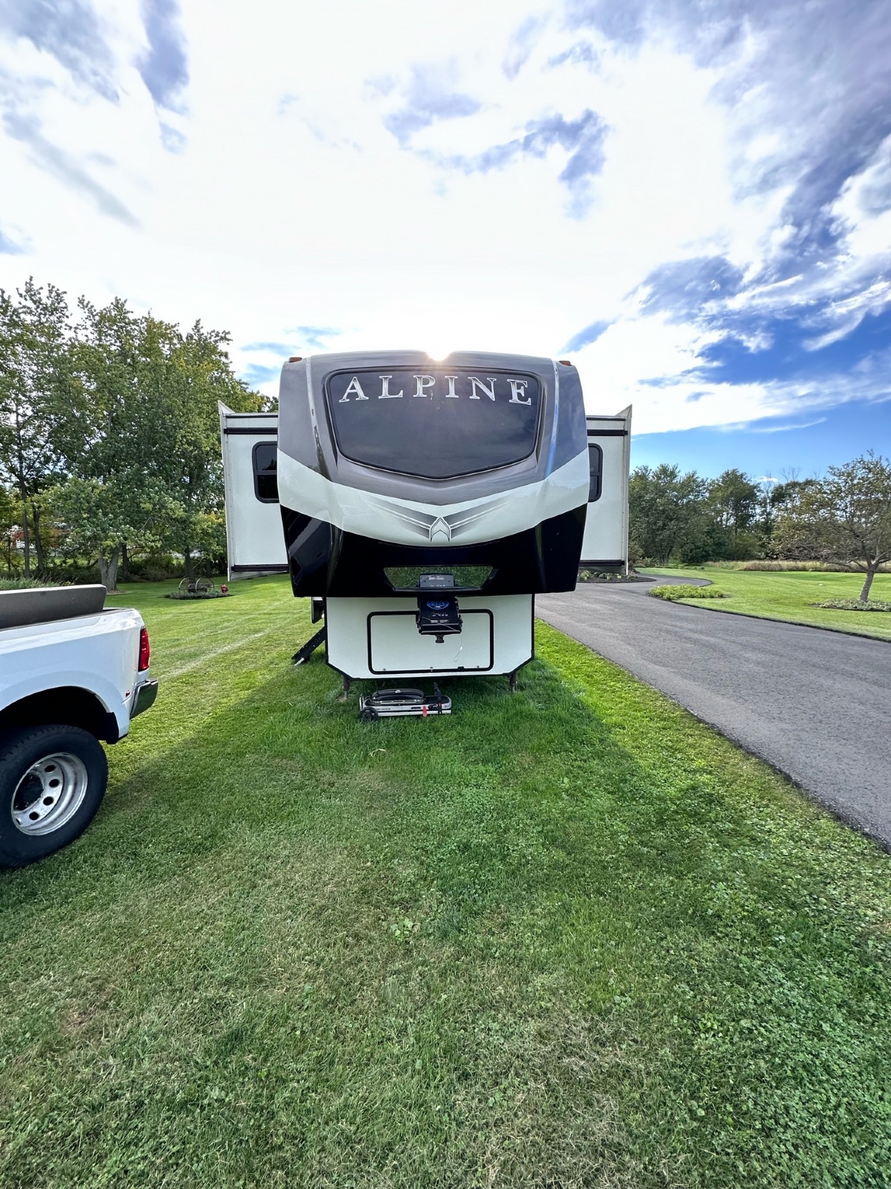 Used 2022 Keystone Alpine in Canton, OH - 5029865807 - RV Trader