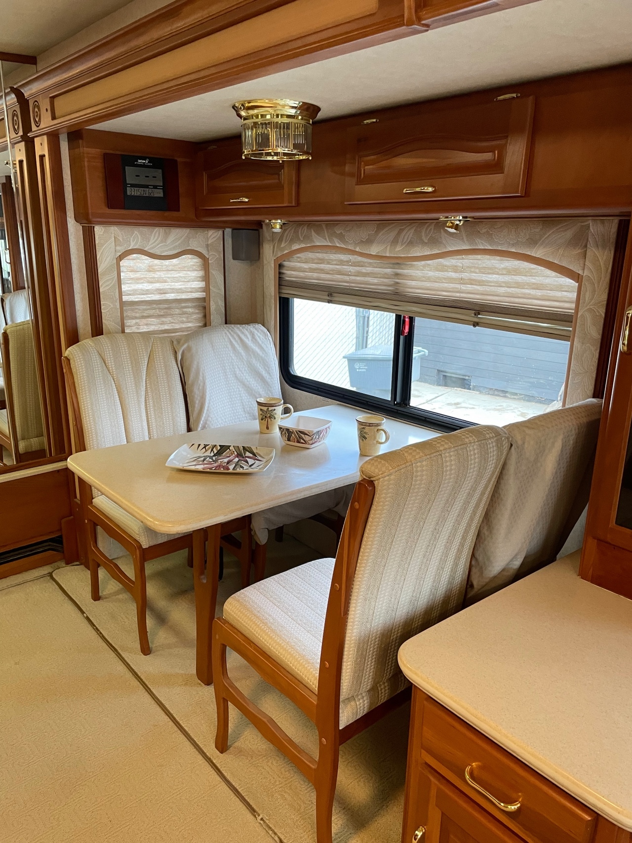 Used 2003 National Islander in Norco, CA - 5030624002 - RV Trader