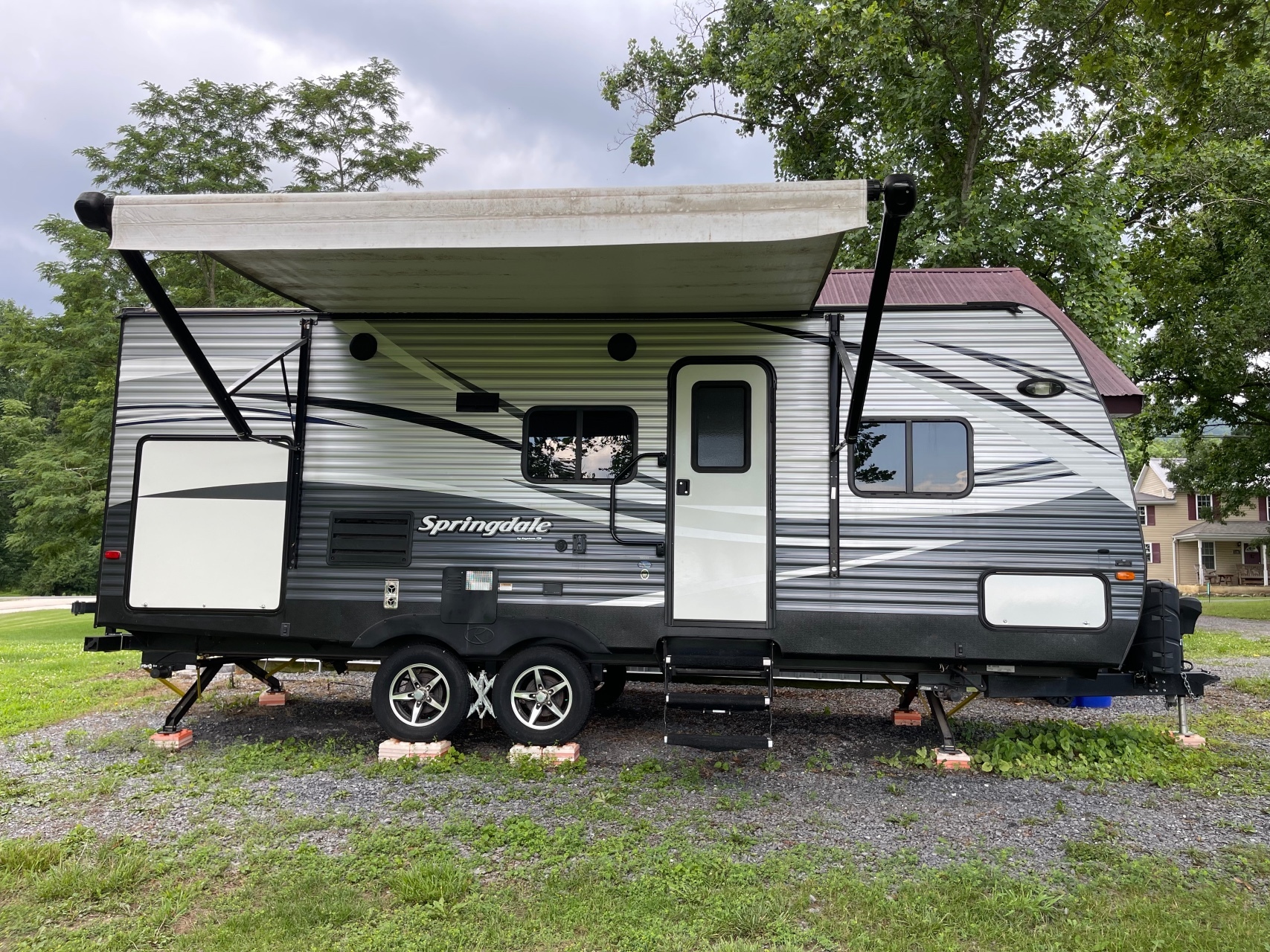 2017 Springdale Travel Trailers For Sale - Keystone Travel Trailer RVs ...