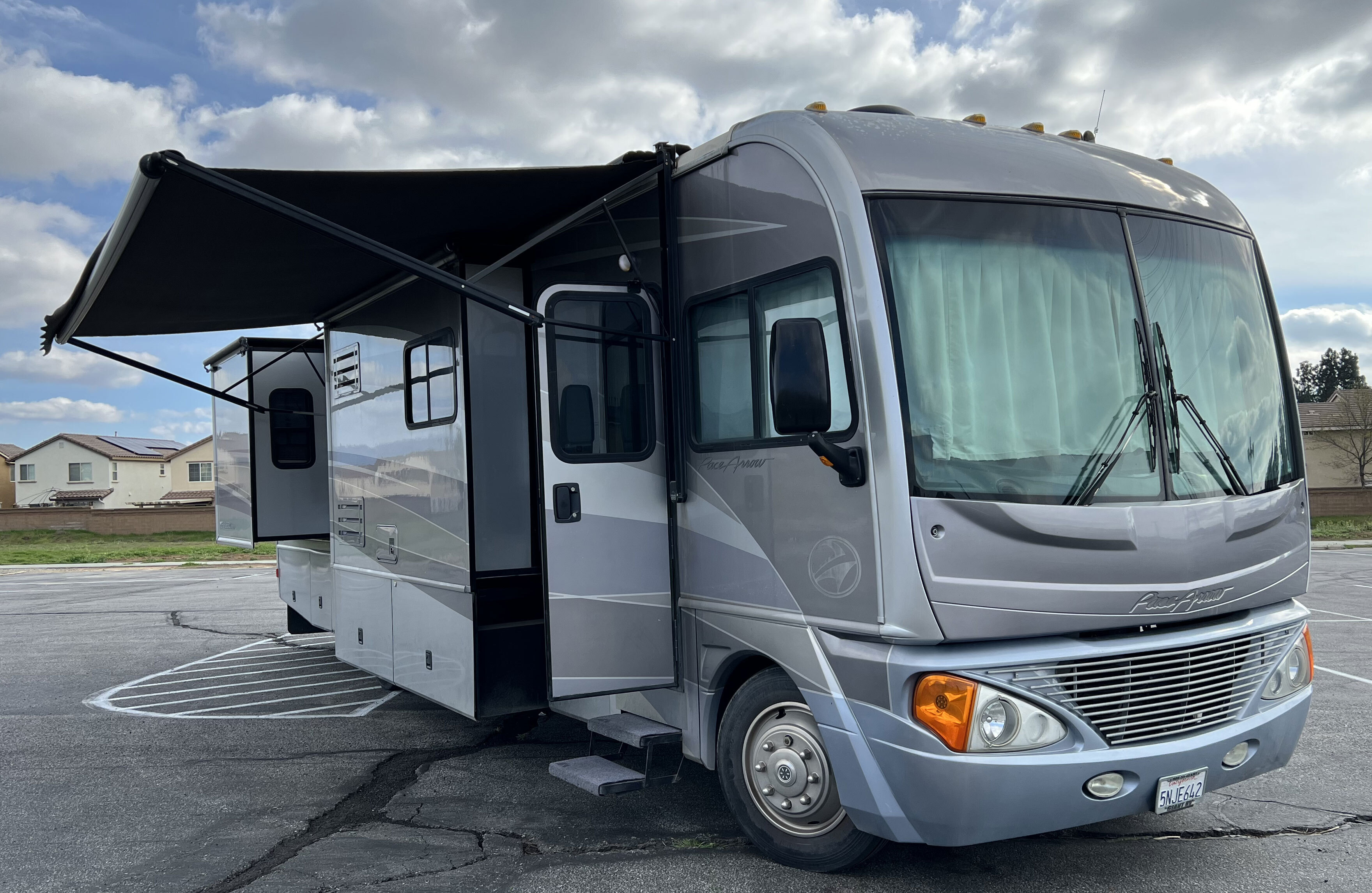 2004 Pace Arrow For Sale - Fleetwood RVs - RV Trader