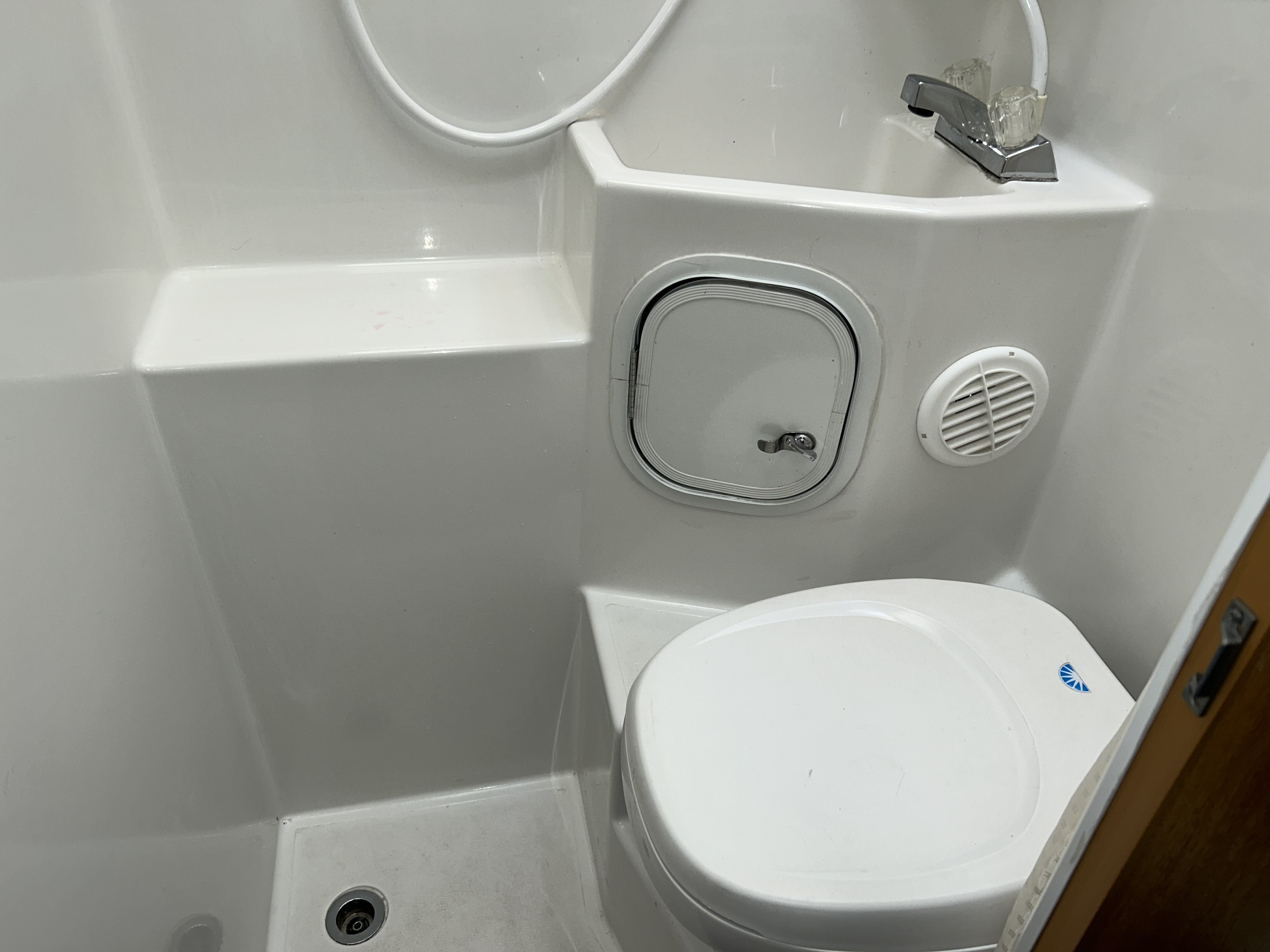 Used 2003 Lance 820 in Cody, WY - 5030627017 - RV Trader