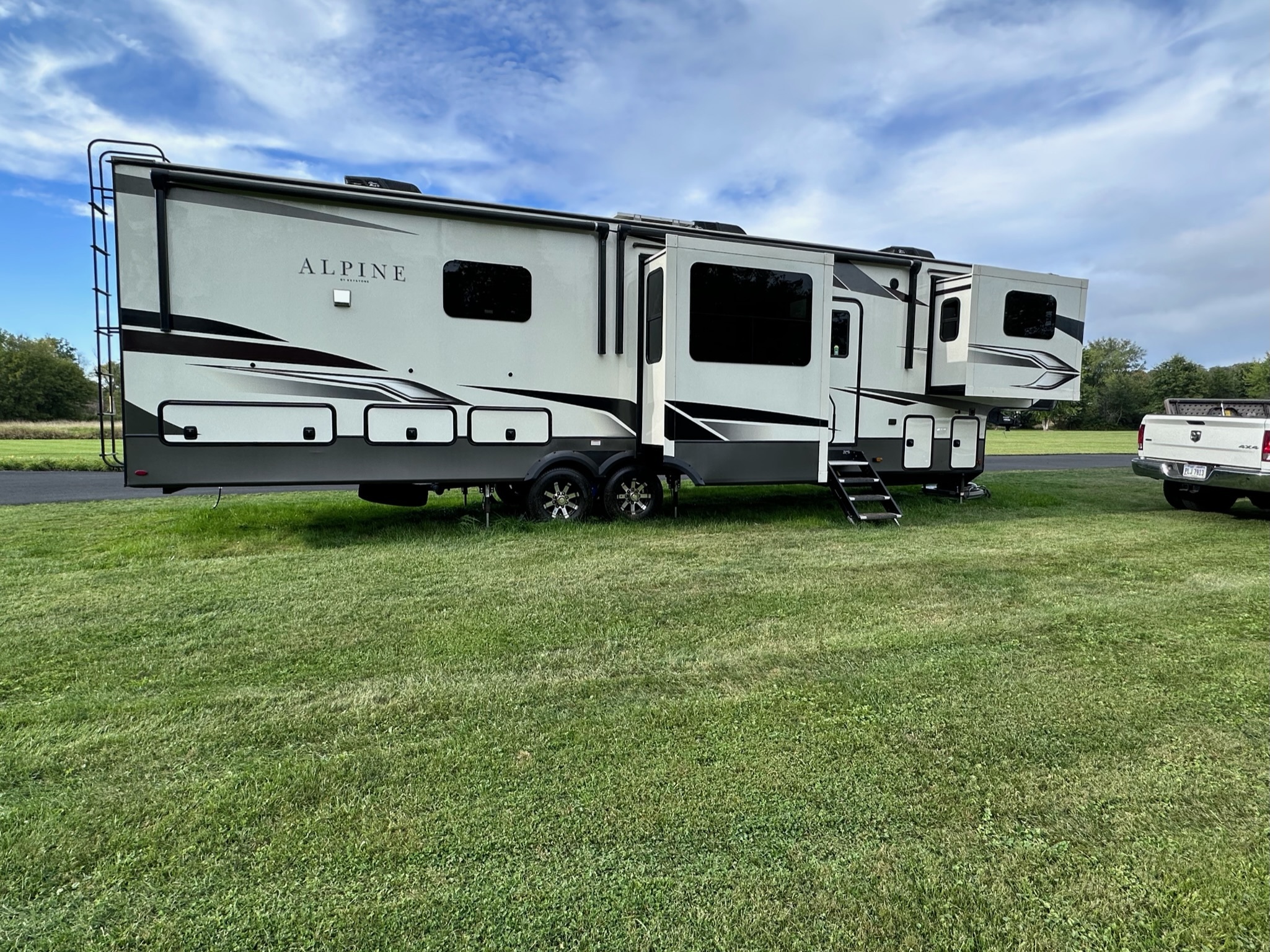 3700FL Alpine For Sale - Keystone RVs - RV Trader