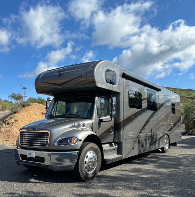 38RW Valencia For Sale - Renegade RVs - RV Trader