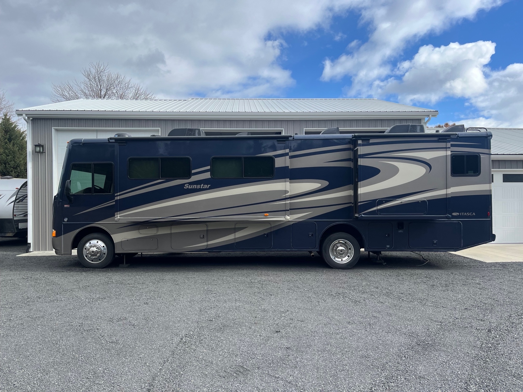 Itasca Sunstar For Sale - Winnebago RVs - RV Trader