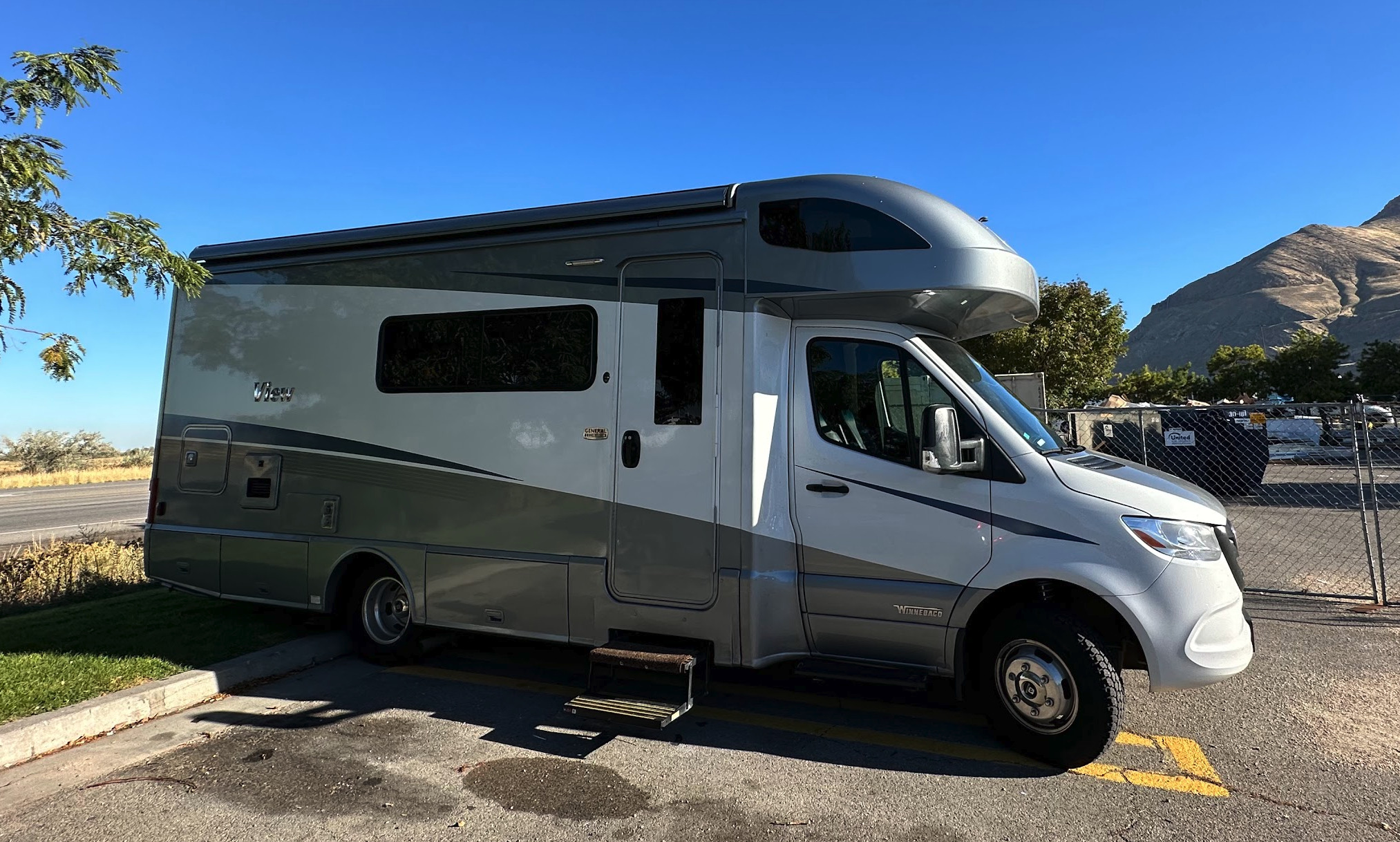 Sheffield Lake, TX - 2020 24D View For Sale - Winnebago Class C RVs ...