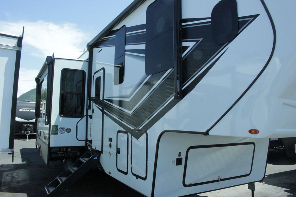 2023 395MS Momentum M-Class For Sale - Grand Design RVs - RV Trader