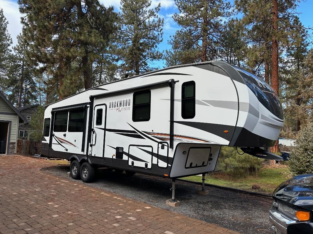 Used Rockwood Ultra V For Sale - Forest River Fifth Wheel RVs - Fifth ...