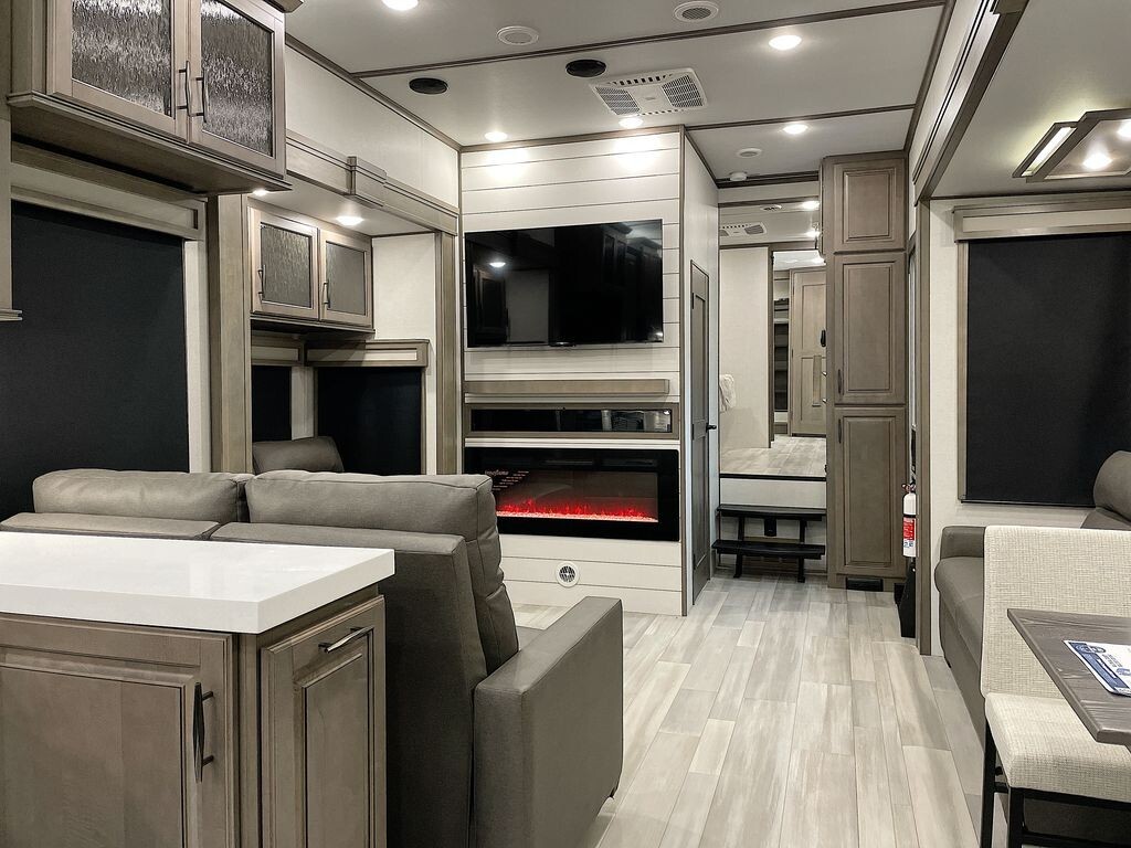 2024 417KB Solitude For Sale - Grand Design RVs - RV Trader