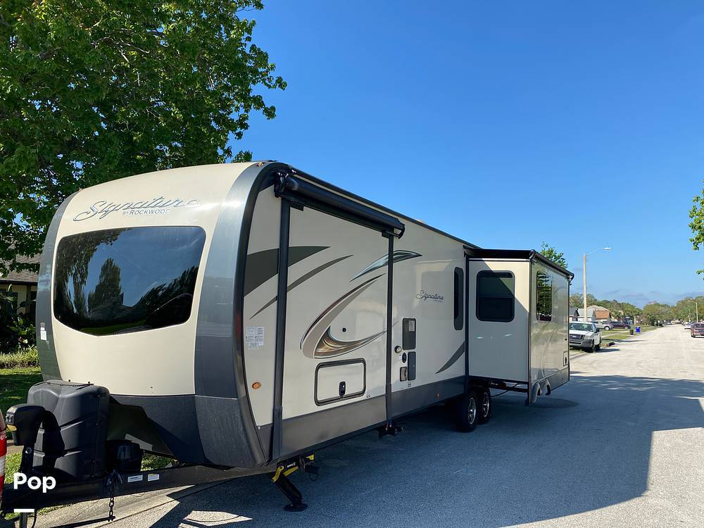 Kenna, FL - 8332BS Rockwood Signature Ultra Lite For Sale - Forest ...